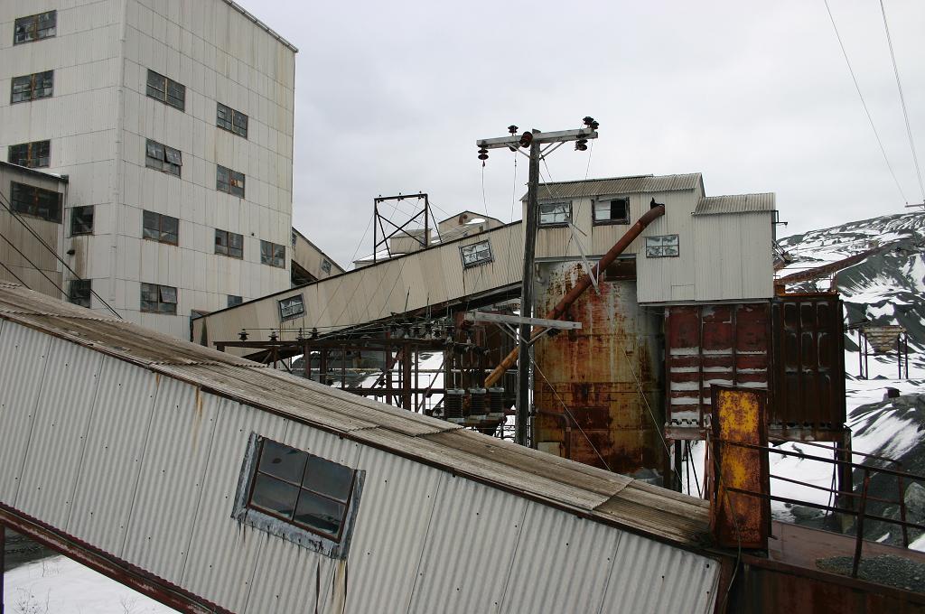 Photograph Submission for 'Converging parallels' Contest | Design #9099963