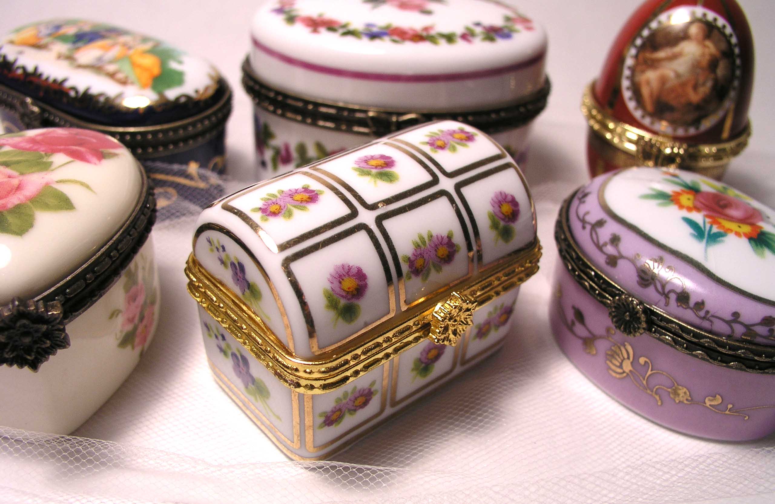 Photograph Submission for 'Containers' Contest | Design #9084296